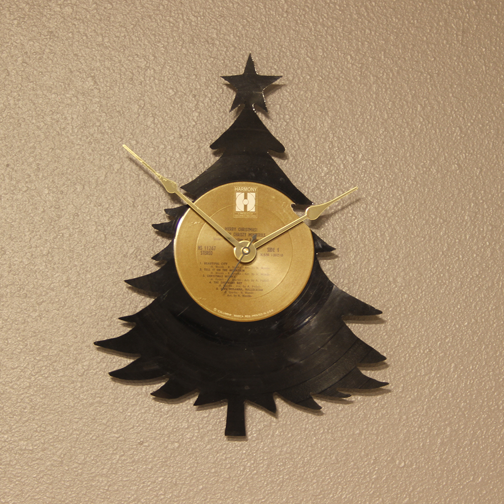 Christmas Tree Clock - Southpaw.art